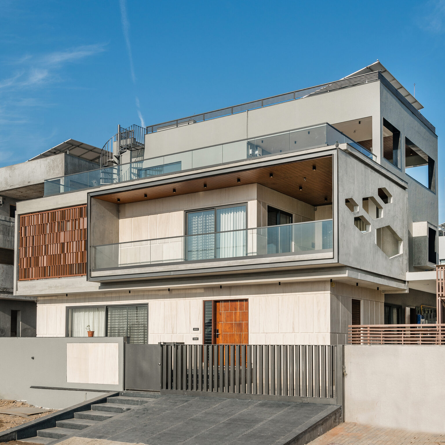 Cube House - Increation Associates